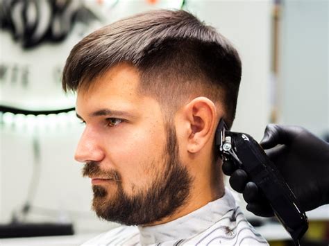 Mens Haircut Изображения скачать бесплатно на Freepik