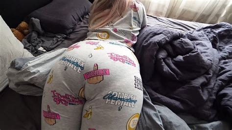 Stepsister Plays Brawl Stars And Fucks Xhamster