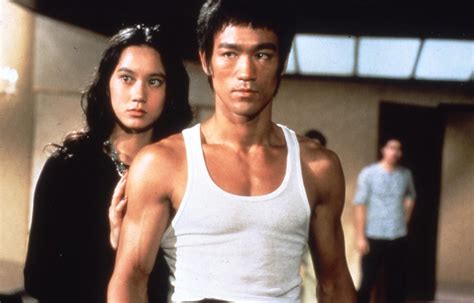 Photo De Nora Miao La Fureur Du Dragon Photo Nora Miao Bruce Lee
