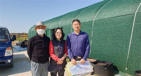 토마스 교육치유농장 오늘 김일석 경남과학기술대학교 곤충산학연협력단 단장님께서 저희 농장을