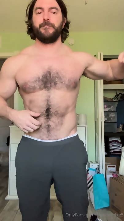 Musculanity Strong Flexing Eporner