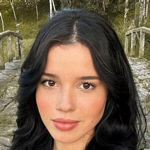 Melanie Dell Olmo Gomez Feet