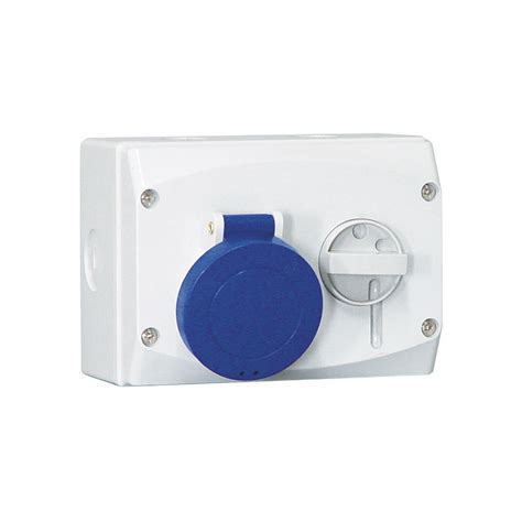 Interlocked Wall Socket 2 Earth 16a 6h 230v Malmbergs 1951118