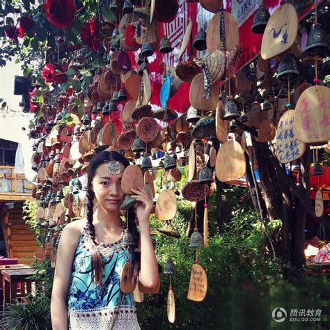 上海热线hot新闻——上戏校花清新靓丽 被封清爽的邻家妹妹！