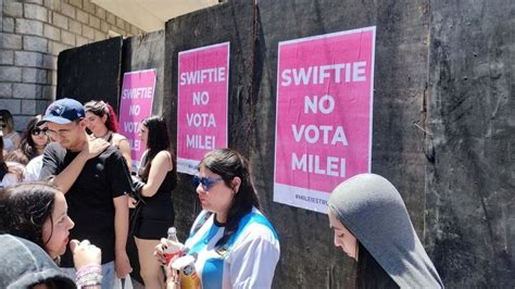 Las Fans De Taylor Swift Entre El Activismo Político Y La Euforia Por