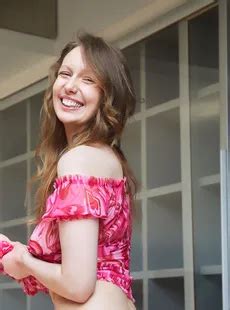 Metart Gina Snow Presenting Gina Snow Sep Zzup Com