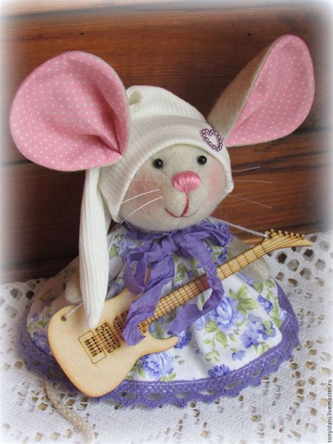 Мышка малышка с большими ушами Гитаристка в интернет магазине на Ярмарке Мастеров