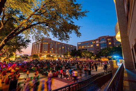 Sugar Land Town Square Unveils Plaza Renovations