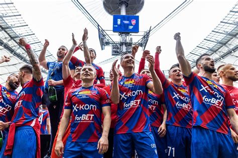 Raków Częstochowa To on ma zostać następcą Marka Papszuna Interia Transfery info