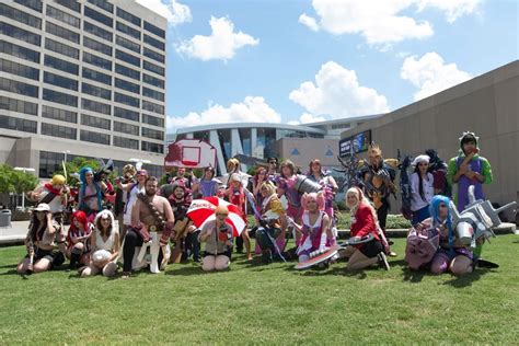 Momocon On Twitter Fan Organized Photoshoots And Meetup Signups Are