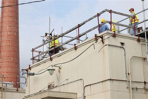 Contamination Containment Structure Being Built At Building 3032 Ucor
