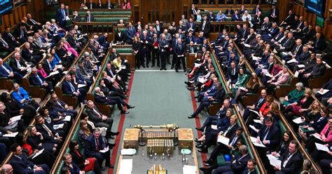 Le Parlement Britannique Officiellement Dissous En Vue Des élections