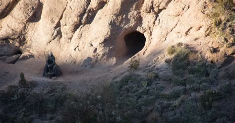 La Leyenda De La Salamanca La Cueva Del Norte Argentino Donde Se Pacta