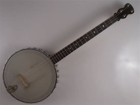 February Guitars Banjo Necks And A Fiddle Zach Hoyt Banjos Etc