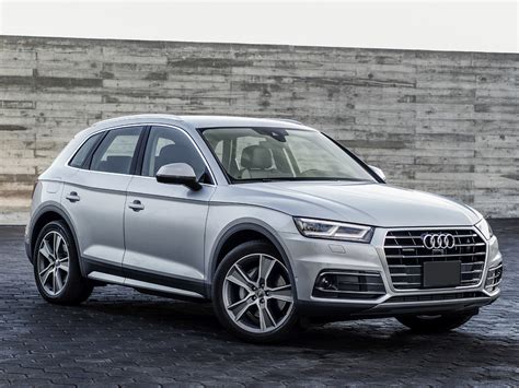 Объем багажника Audi Q5: багажник автомобиля Ауди Q5 в комплектациях на ...