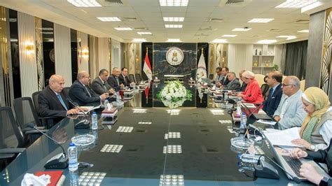 وزراء الإنتاج الحربي والبيئة والكهرباء يجتمعون لمناقشة مستجدات التعاون