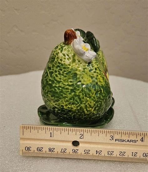 Avacado Corner Ruby Cr Tropical Fruit Collection Salt And Pepper Shaker
