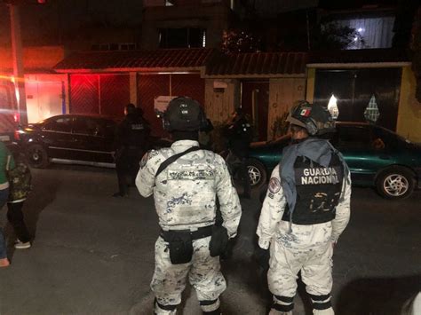 La Jornada Rescatan A 85 Migrantes Hacinados En Dos Viviendas De Ecatepec