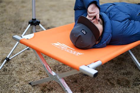 FIELDOORフィールドア 新製品情報 アウトドアコット