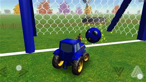 El Pollito Y El Tractor De La Granja Tractornaranja Y El Pollito Huyen