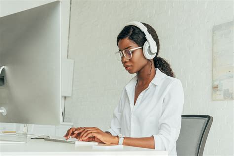 Data Transcription In Qualitative Research All You Need To Know