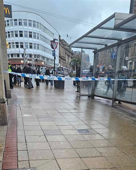 Mcdonalds Sheffield High Street Police Cordon Outside Fast Food Chain