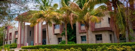 Rk University Rajkot Admission Courses Offered Fees Ranking Campus