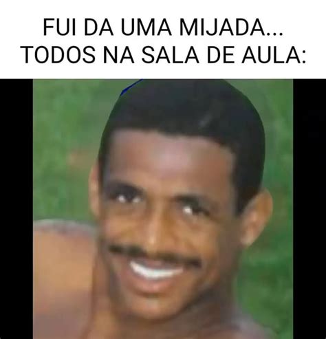 Fui Da Uma Mijada Todos Na Sala De Aula Seotitle