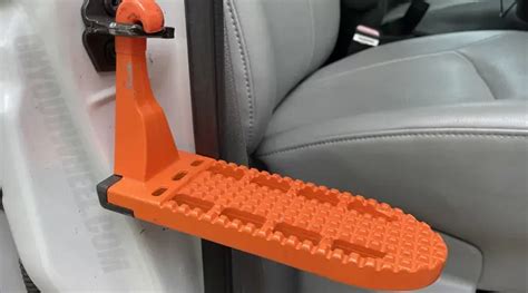 The Best Door Latch Step For Cars OnYourWheel