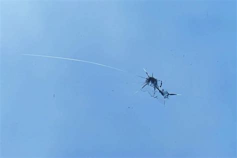 How To Choose Between Windscreen Repair And Replacement Instant