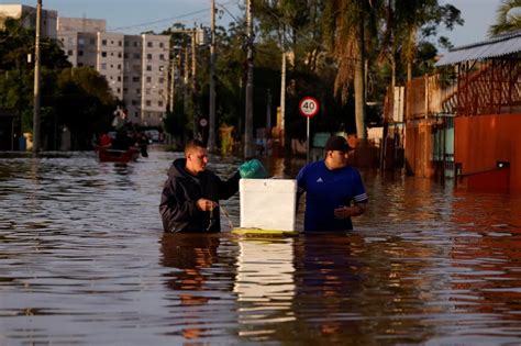 El Sur De Brasil Bajo El Agua 86 Muertos 134 Desaparecidos Y Estado