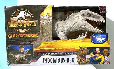 Jurassic World Camp Cretaceous Super Colossal Indomin