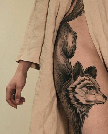 Farbenfuchs Leslie Farbenfuchs Nude