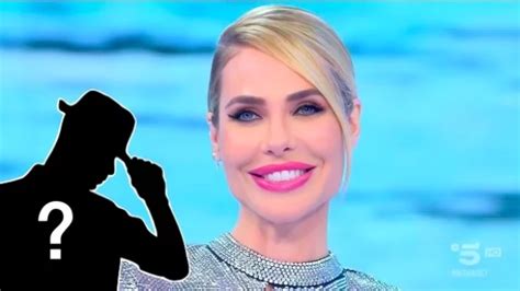 Isola Dei Famosi 2023 Rivelato Il Primo Naufrago Ufficiale
