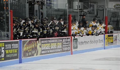 All Army Ice Hockey Team Hosts West Point Club Hockey Team In Scrimmage
