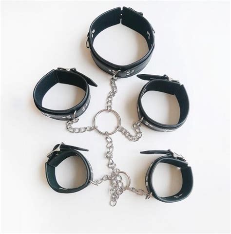 Erotische Leren Bdsm Set Halsband Handboeien En Enkelboeien Verstelbaar Zwart