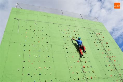 Programado un curso de iniciación a la escalada deportiva en el rocódromo municipal