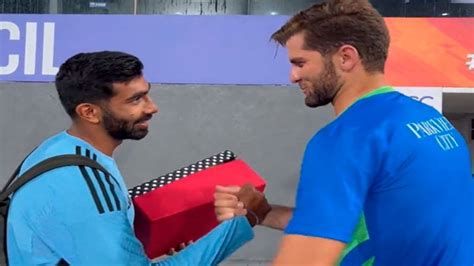Asia Cup 2023 Jasprit Bumrah Receives Special T From Shaheen Afridi