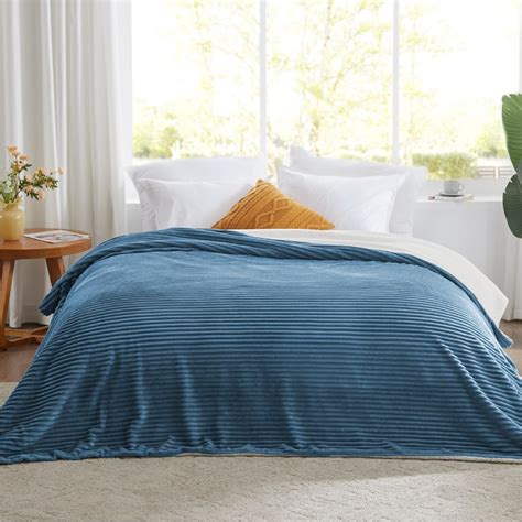 Kozyhvn Sherpa Blanket Queen Size Fleece Reversible Fuzzy