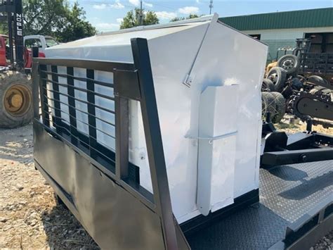 Range Cube Feeder And Hay Bale Truck Bed Feeder Wagon Agriculture Bigiron