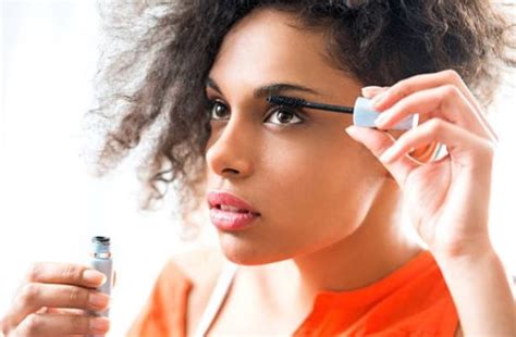 5 Things You Need For The No Makeup Makeup Look Fakaza News