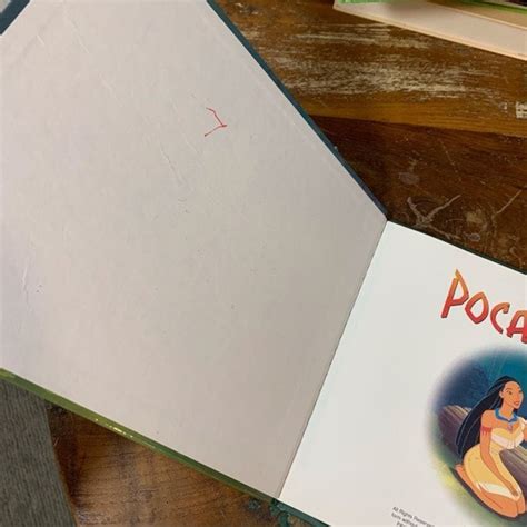 Disneys Pocahontas 1995 Golden Book Payless Shoe Source Edition