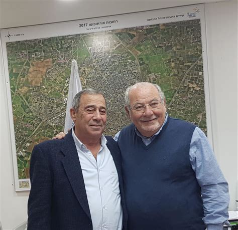 עיריית רחובות נפרדה מראש עיריית נס ציונה לאחר 9 שנים בתפקיד וועדת מל