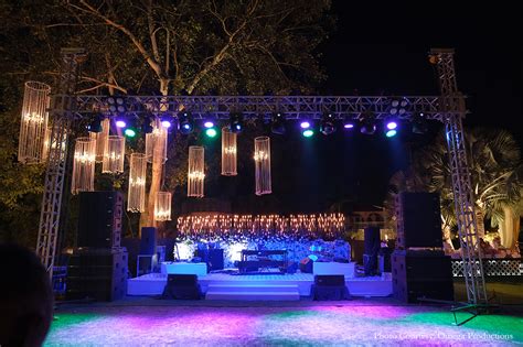 Tanya Sahni And Siddhant Gupta Amarai Farms Delhi Weddingsutra