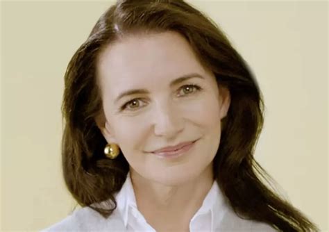 Jacquemus Recrute Kristin Davis Sex And The City Pour Linvitation à