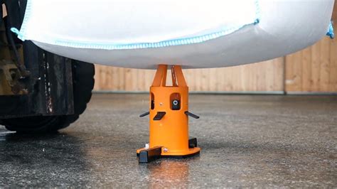 This Spike Tool Pierces Industrial Bags So You Can Empty Them Easily