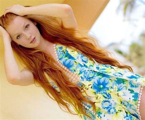 Pin By Pirate Cove On Redheads Freckles Pale Skin And Blue Eyes 5 Model Hair Hair Pictures