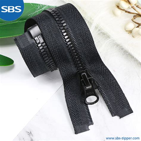 Plastic Zipper With Imitating Metal Teeth L Zipper Manufacturer
