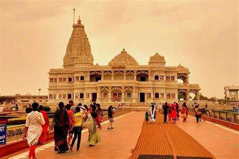 뉴 델리의 Private Mathura Vrindavan Tour from Delhi Pelago