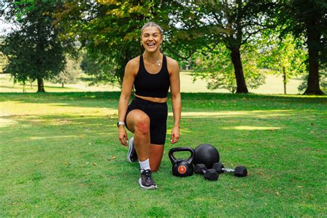 Iamasweatybetty Lily Fields